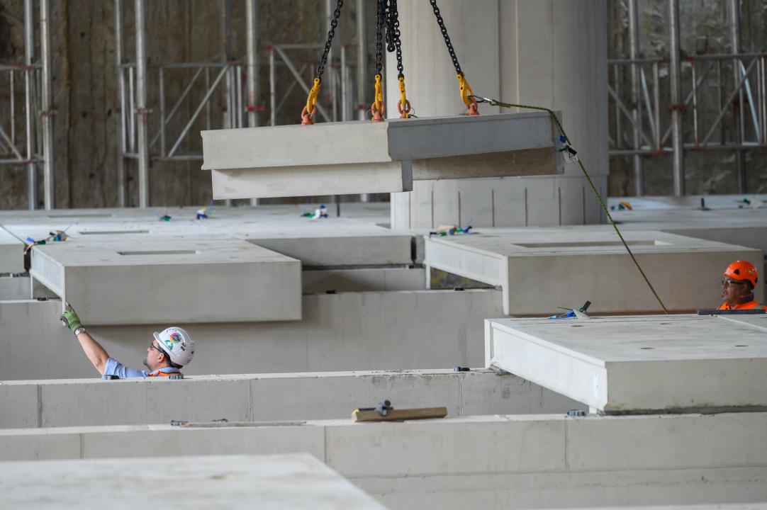 HS2 Installs First Passenger Platforms at Old Oak Common | Rail News